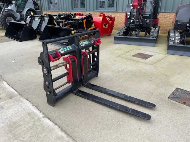Albutt Adjustable Pallet Forks | Hunt Forest Group