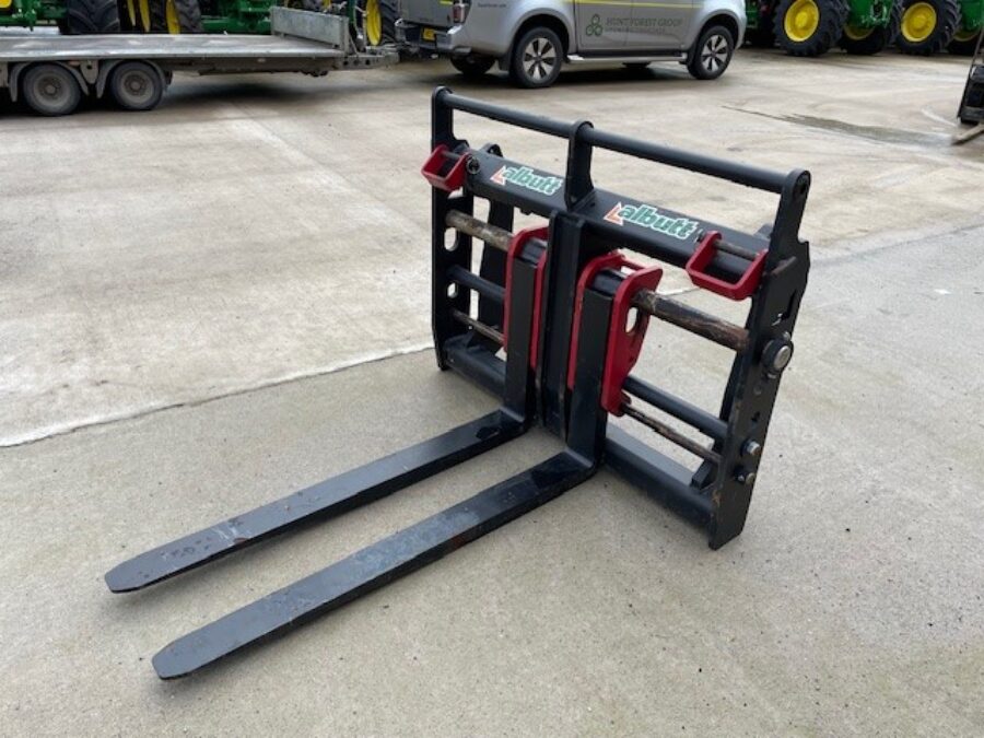 Albutt Adjustable Pallet Forks | Hunt Forest Group